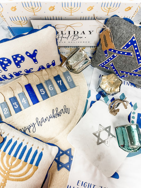 Hanukkah Mystery Box – Holiday Haul Box